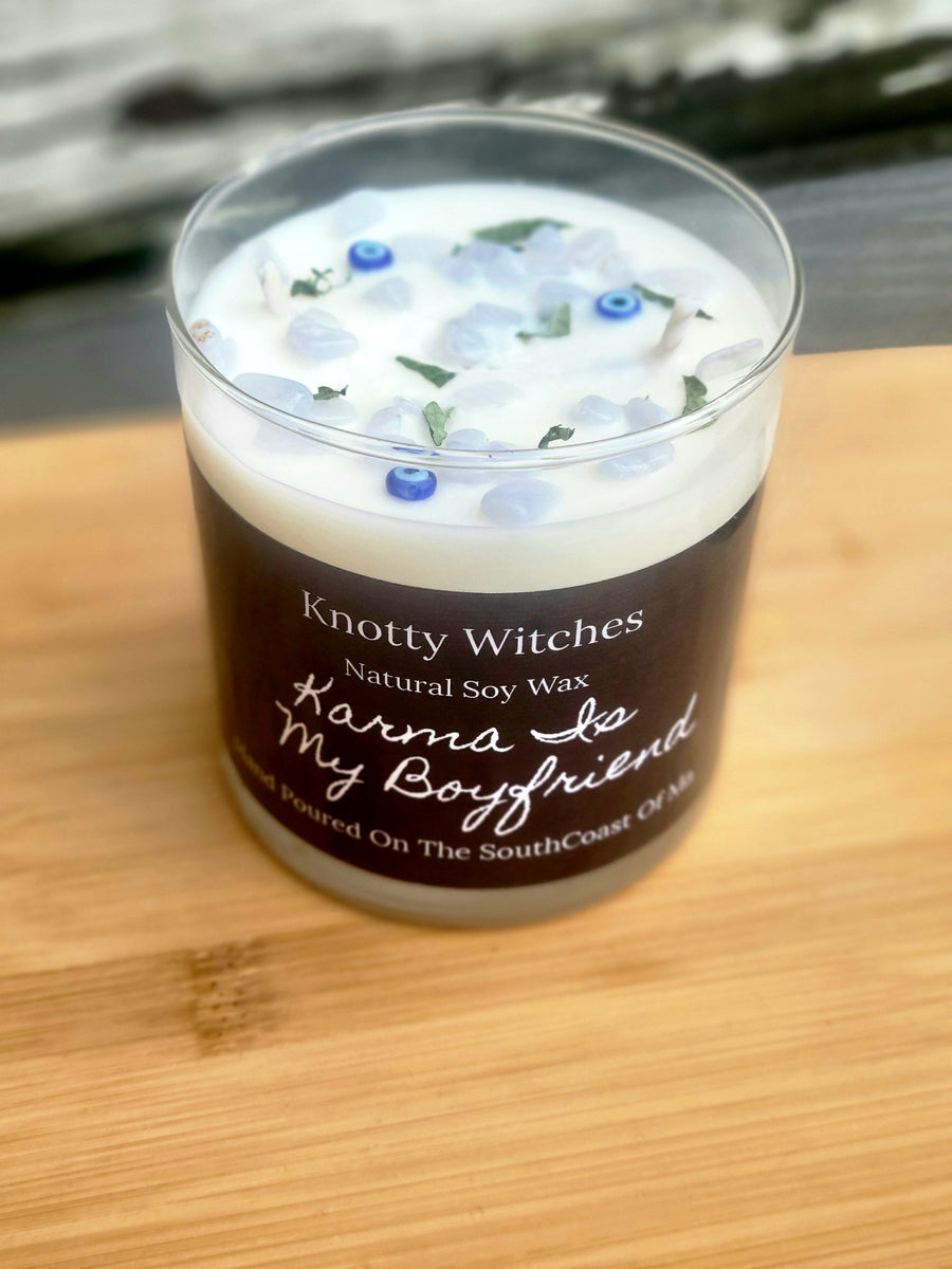 "Karma Is My Boyfriend" – KNOTTY WITCHES